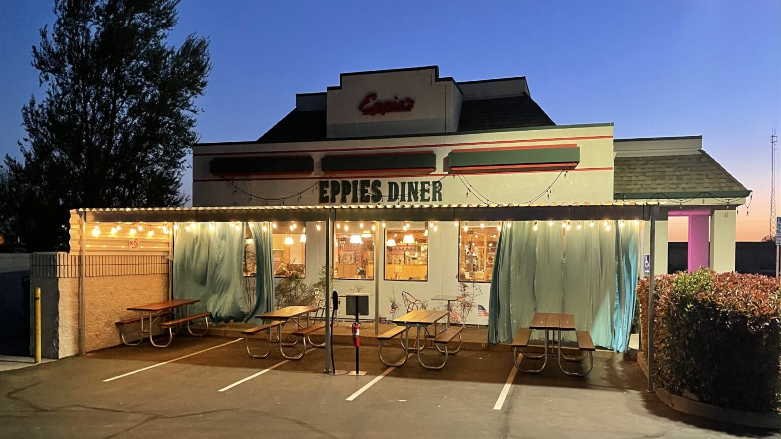 Eppies West Sacramento – West Sacramento's favorite family restaurant